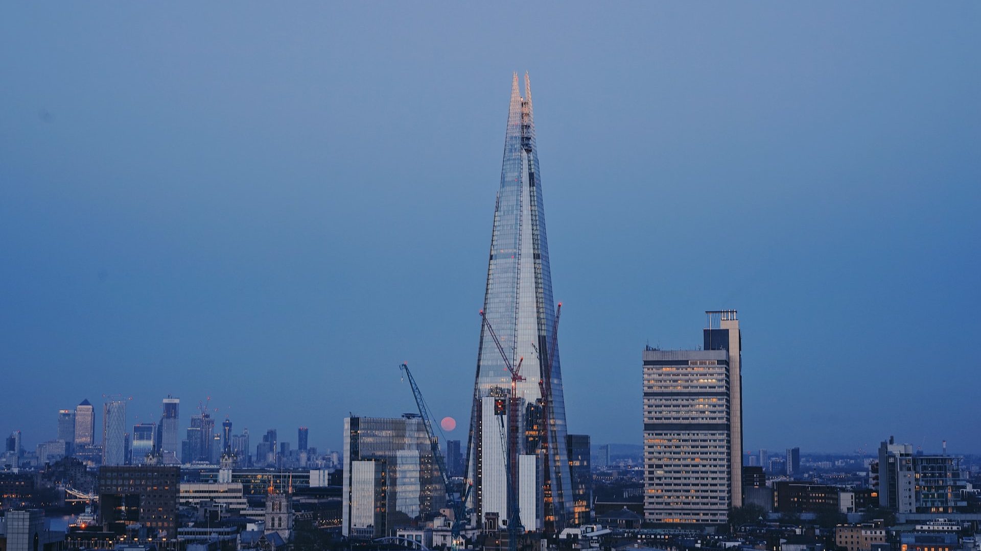 What is a Vertical City? - Definition and Features - Smart CRE